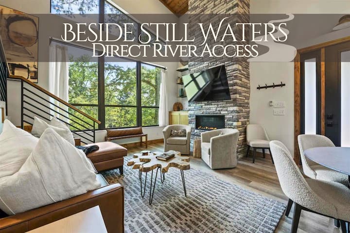Tranquil Riverside Cabin W/ Fire Pit, Hot Tub - Oklahoma