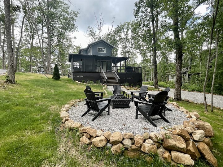 Bluebonnet At The Retreat At Water's Edge - Monteagle, TN