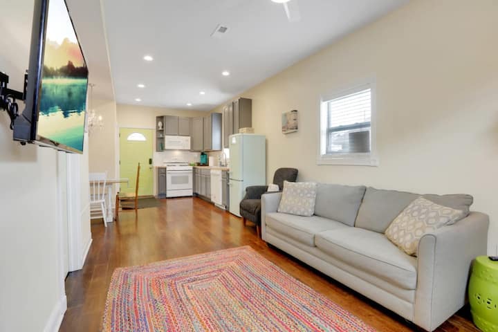 The City Cottage - Unique And Cozy - Ohio