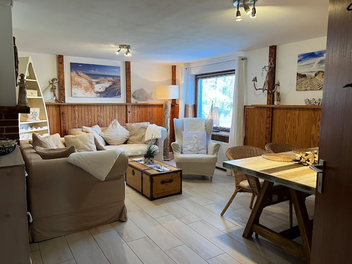 (Stoe12c) Ferienwohnung "Sonnenschein" - Travemünde