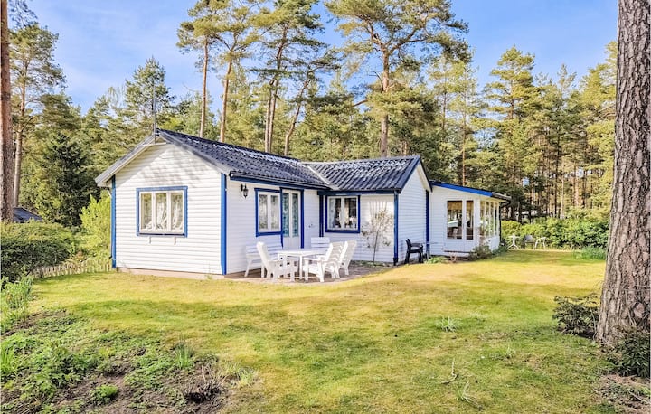 1 Bedroom Cozy Home In åHus - Åhus