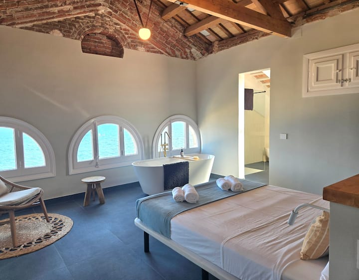 Casa Mas Blau | A Primera Línea De Playa - Calella
