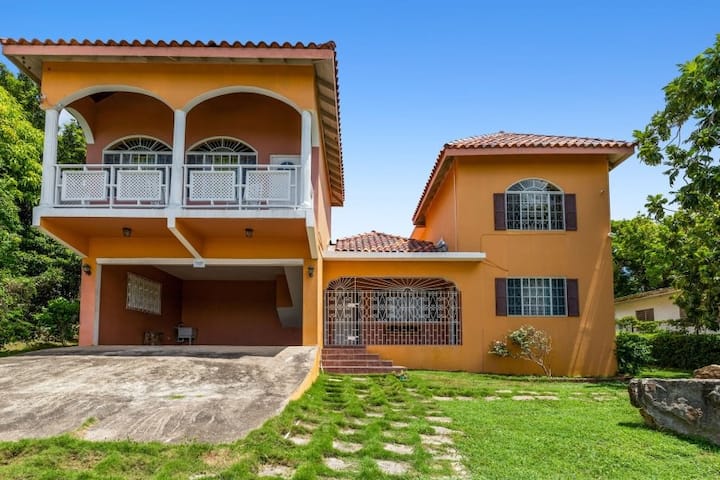 Yanceylargoestate-3 Br Villa W/mountain Views - Montego Bay