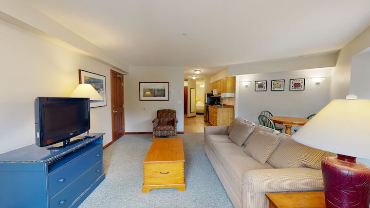 Hearthstone Lodge #321 - Sun Peaks