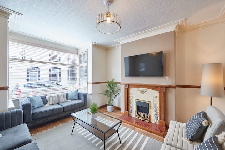 Host & Stay | Blue Sky Cottage - Whitby