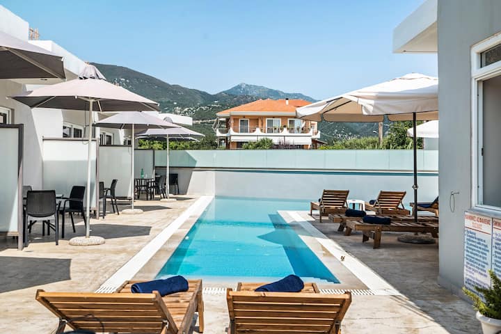 Two Bedroom Apartment - Lefkada