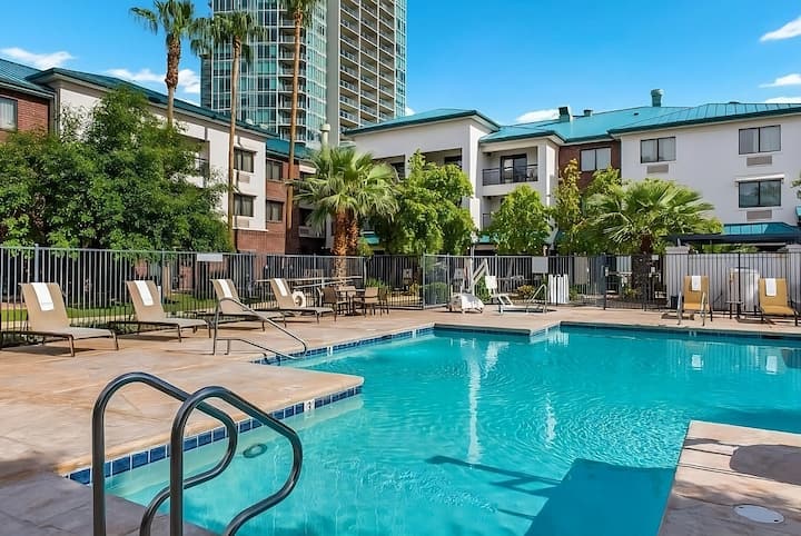 You Found It! 3 Pet-friendly Units, Outdoor Pool! - Phoenix, AZ