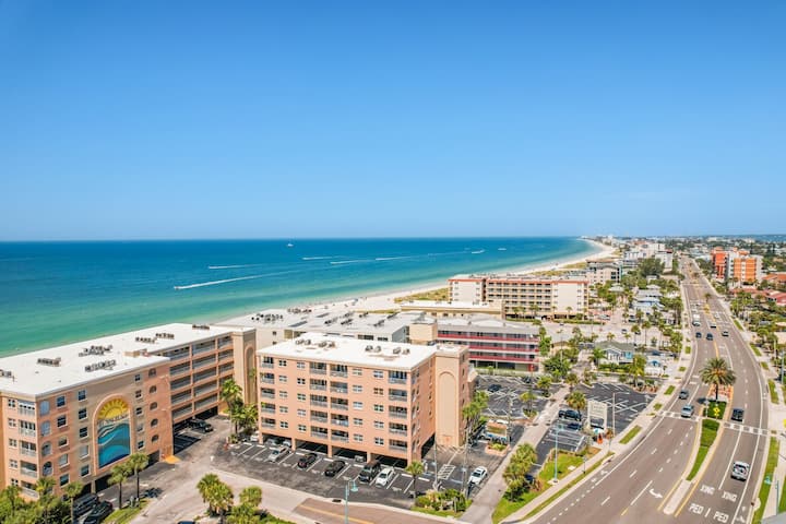 #103 Beach Place Condos Nightly Rental - Madeira Beach, FL