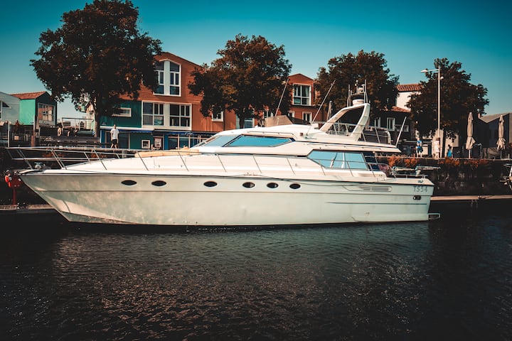 Bateau Hotel La Rochelle - Yacht Insolite - La Rochelle