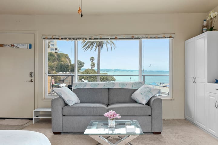 Capitola Seaside Studio - Capitola, CA