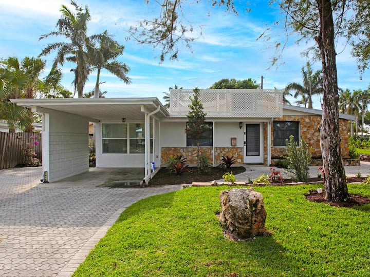 Adorable Cottage, 3 Bed 2 Bath, Minutes To 5th Ave - Naples, FL