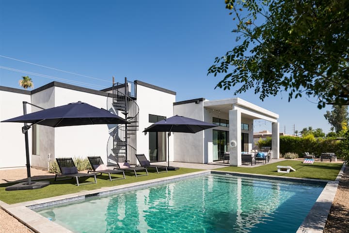 Spacious & Modern Scottsdale Estate In Old Town - Scottsdale, AZ