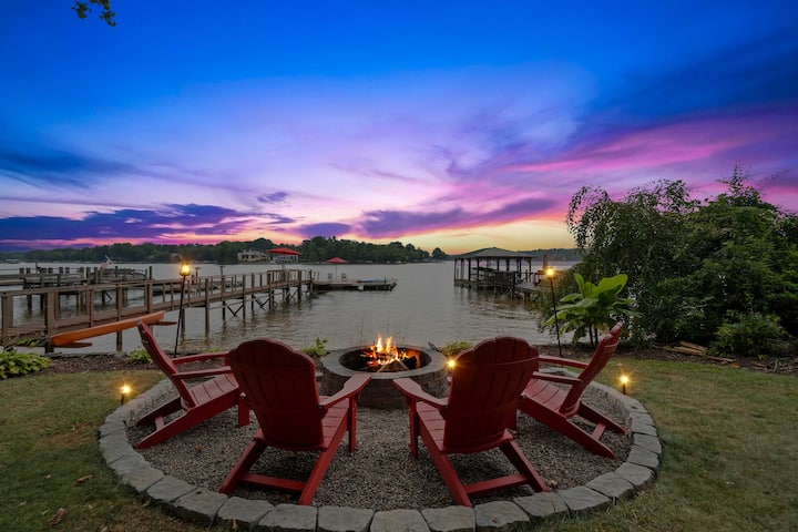 'Commodore Bay’ Waterfront Home On Lake Norman! - Mooresville, NC