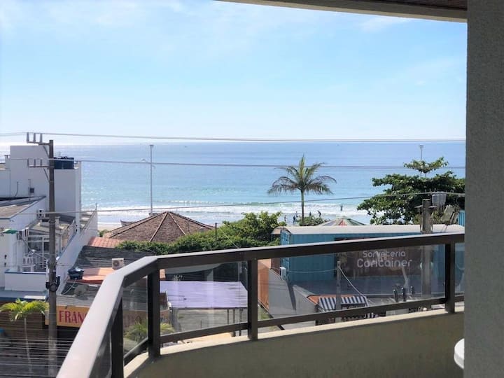 Apto 4 Quartos Com Muito Espaço E Vista Mar - Bombinhas