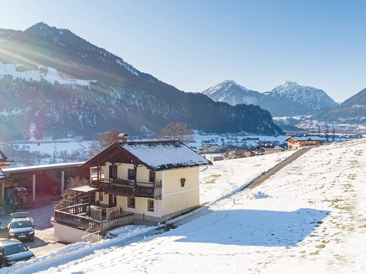Chalet Tyrolien Avec Terrasse Orientée Au Sud - Reith im Alpbachtal