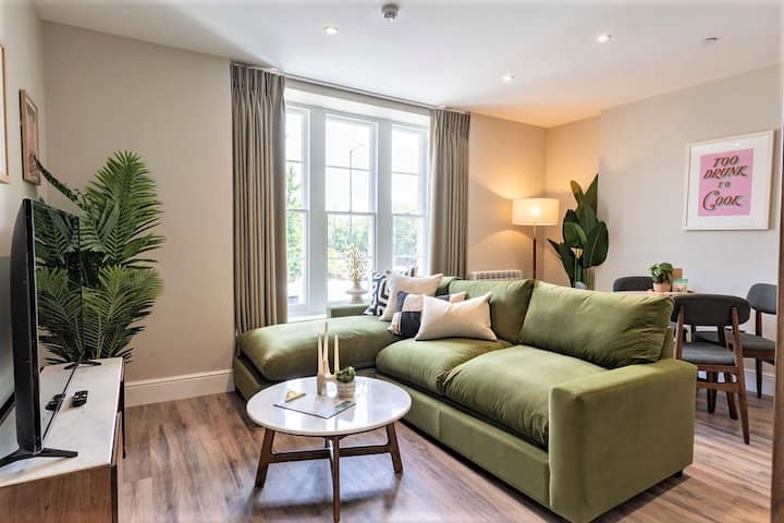 Your Apartment | Wellington Place | 1 Bed Aprtment - Brístol