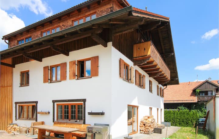 Lovely Apartment In Pfronten With Sauna - Füssen