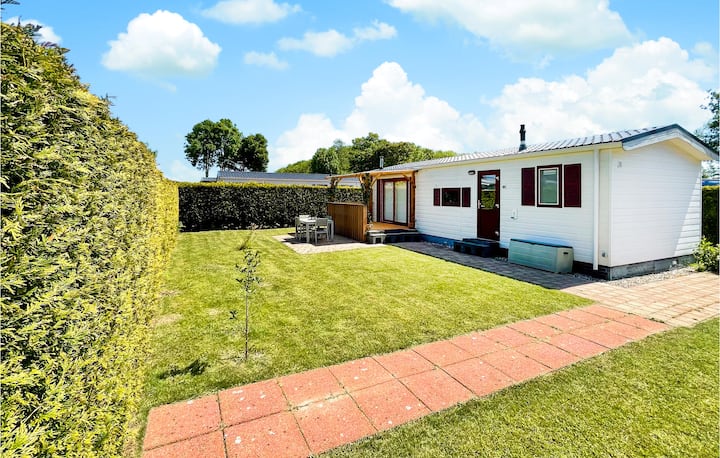 Stunning (Sta)caravan In Tzummarum - Harlingen