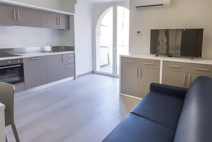 A31 - Ancona, New Studio Apartment In The Centre - アンコーナ