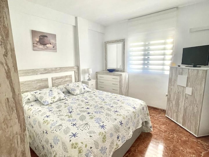Appartement-vue Ville-salle De Bain Privée - Nerja