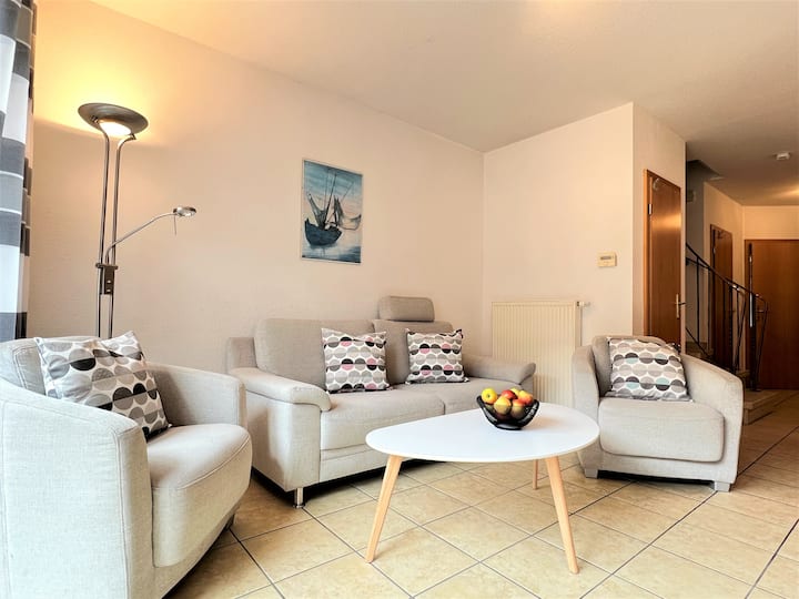 Haus Vierjahreszeiten, Edo-wiemken-str. 37c,  (75q - Varel