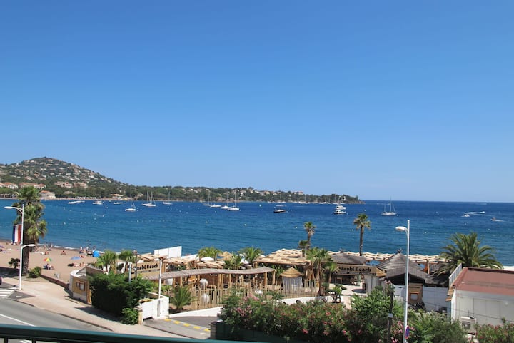 Très Bel Appartement 2 Pièces Proche De La Mer Et - Agay