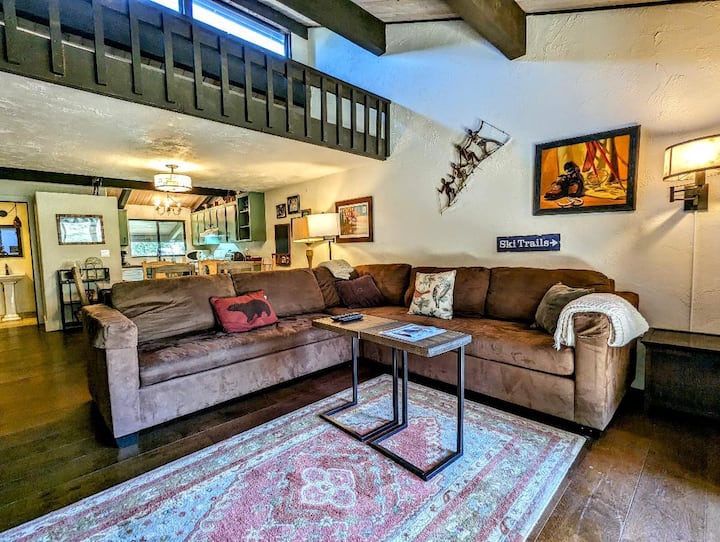 Snow Summit Townhouse With Spa  Unit 56 - Big Bear, CA