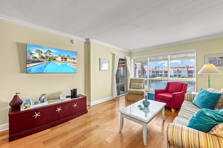 Pickleball • Private Beach Access • Largest Pool - Bradenton Beach, FL