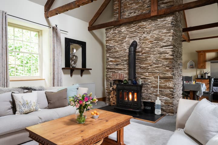 West Wing - Kingsbridge