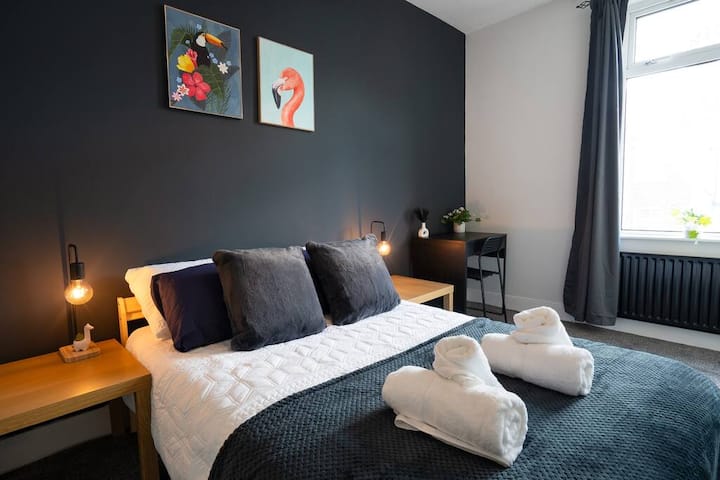 Central 2 Bedroom House-parking - Auckland Castle