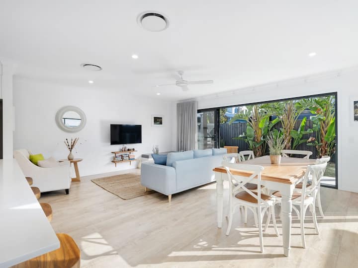 Beach Pad On Nautilus - Kingscliff