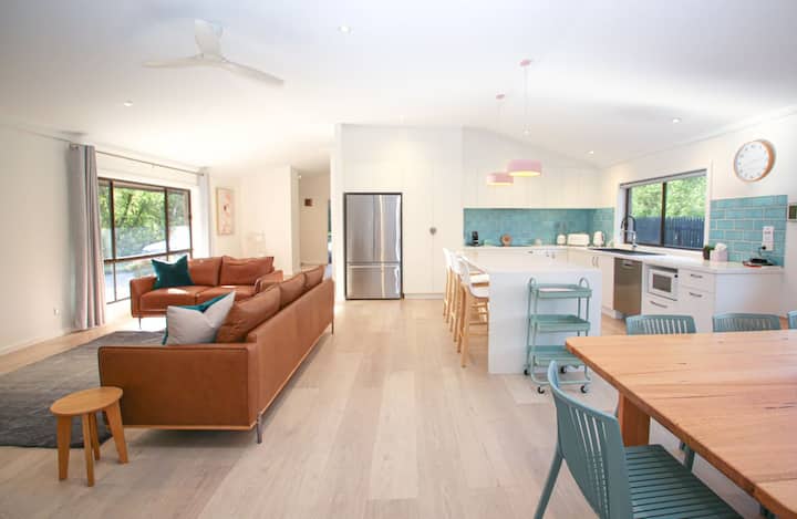 Platypus Bend : Spacious Luxe On The River - 布賴特