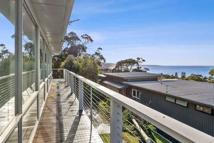 The Shack - Lorne