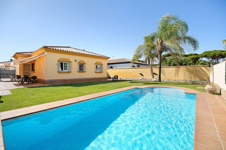 Chalet Con Piscina En La Barrosa - San Fernando
