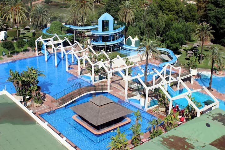 Benal Beach – Spacious 1-bedroom With Year-round H - Benalmádena
