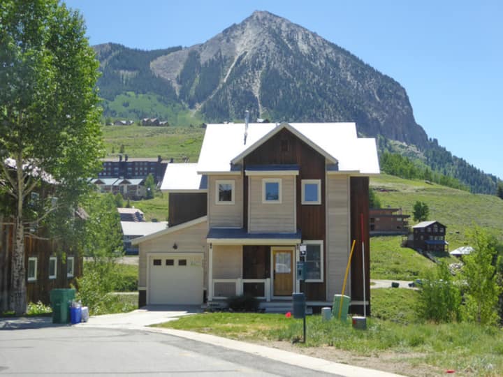 Four-bedroom Home, Private Hot Tub, Amazing Views - Crested Butte, CO