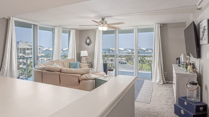 Gulf & Bay Views: Sleeps 6 In 3br, 2ba Condo-tt3f - Gulf Breeze, FL