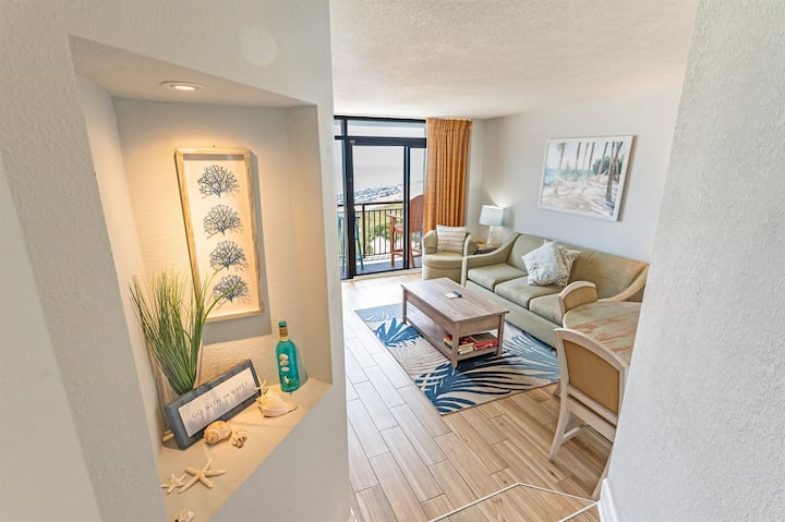New Remodeled Oceanfront, Beach Cove Direct Views! - North Myrtle Beach, SC