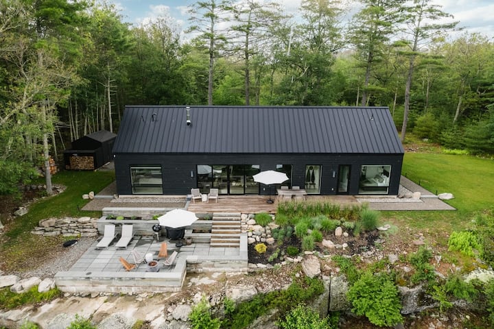 Hemlock Cliffhouse: Secluded With Stunning Views - Narrowsburg, NY
