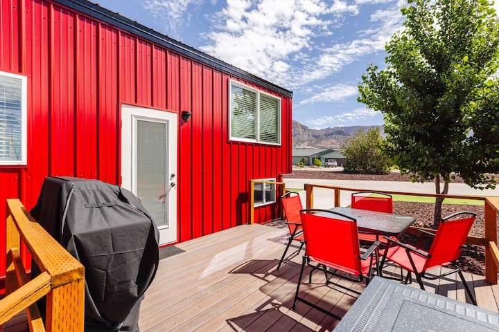 Tiny Home Paradise With Hot Tub - 錫安國家公園