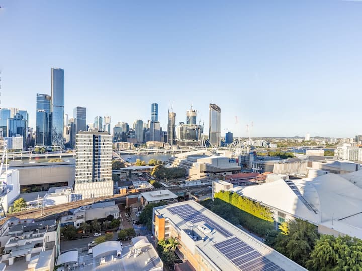 Explore Bne From Our Cute 1-bed Apartment - Brisbane