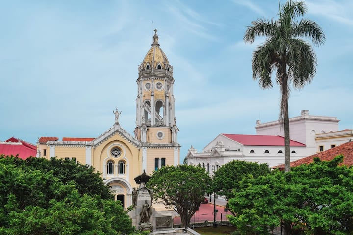 Best Location-fancy Apartment In Cascoviejo - Panama