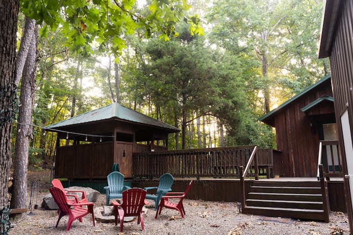 Sleeps 6|fenced Yard For Dogs|hot Tub|state Park - Hochatown, OK