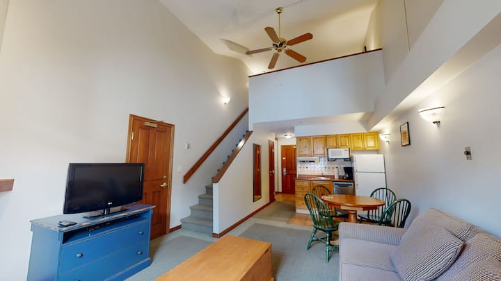 Hearthstone Lodge #336 - Sun Peaks Resort, BC