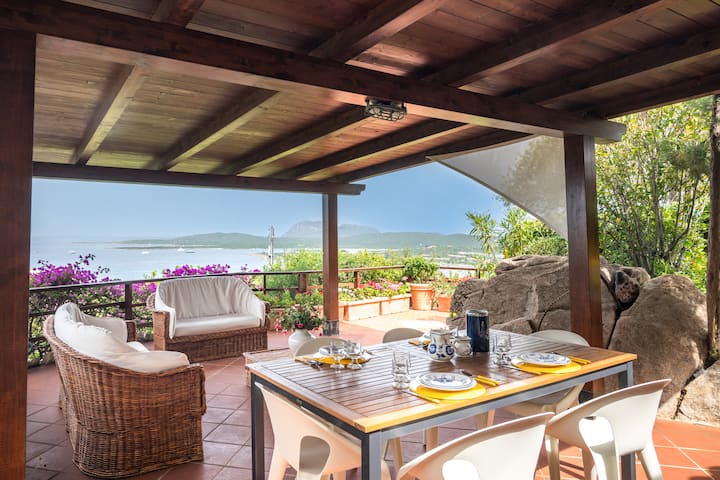 La Perla Del Golfo With Stunning View - Golfo Aranci