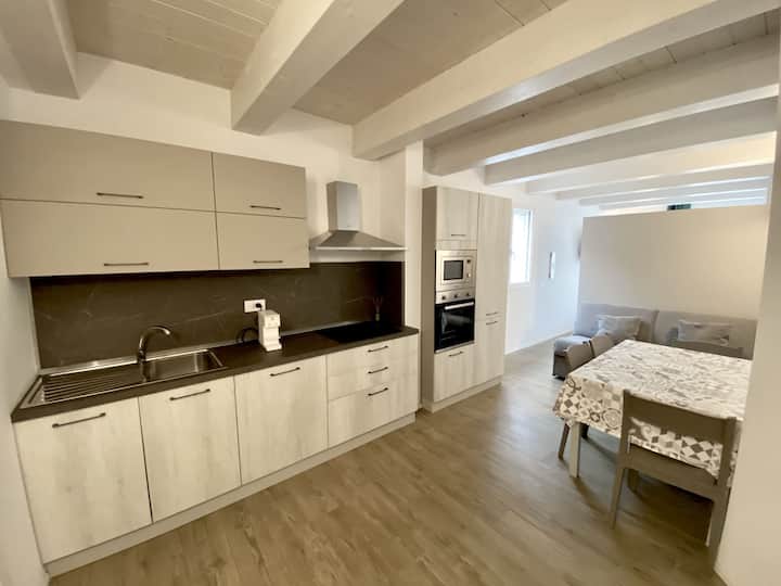 Toscanini 8 - 63 - Monolocale Beige 4 Posti - Porto Recanati