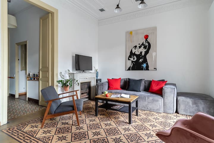 Private Garden In Eixample Near Passeig De Gracia - Barcelona