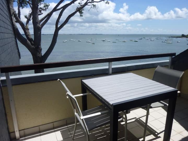 Duplex Apartment, Feet In The Water - Billiers