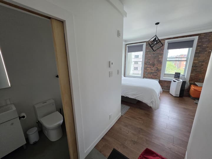 La Superbe Chambre 3a - Sherbrooke