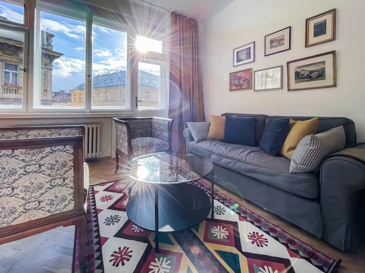 Turnkey | Vintage Terrace Apartment - 프라하